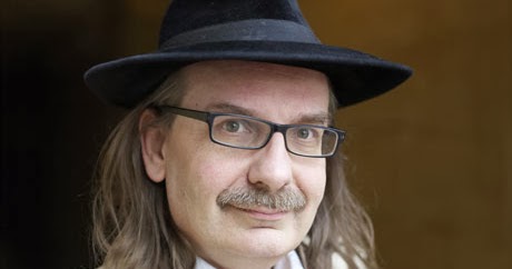 Fruitless Pursuits: Book Review: The Anno Dracula Series by Kim Newman